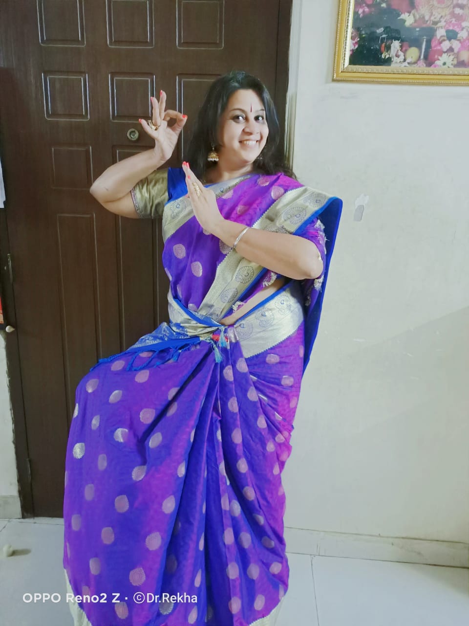 Meet Dr. Rekha Desai, is an Renowned Bharatnatyam Dance Guru,Shares her ...